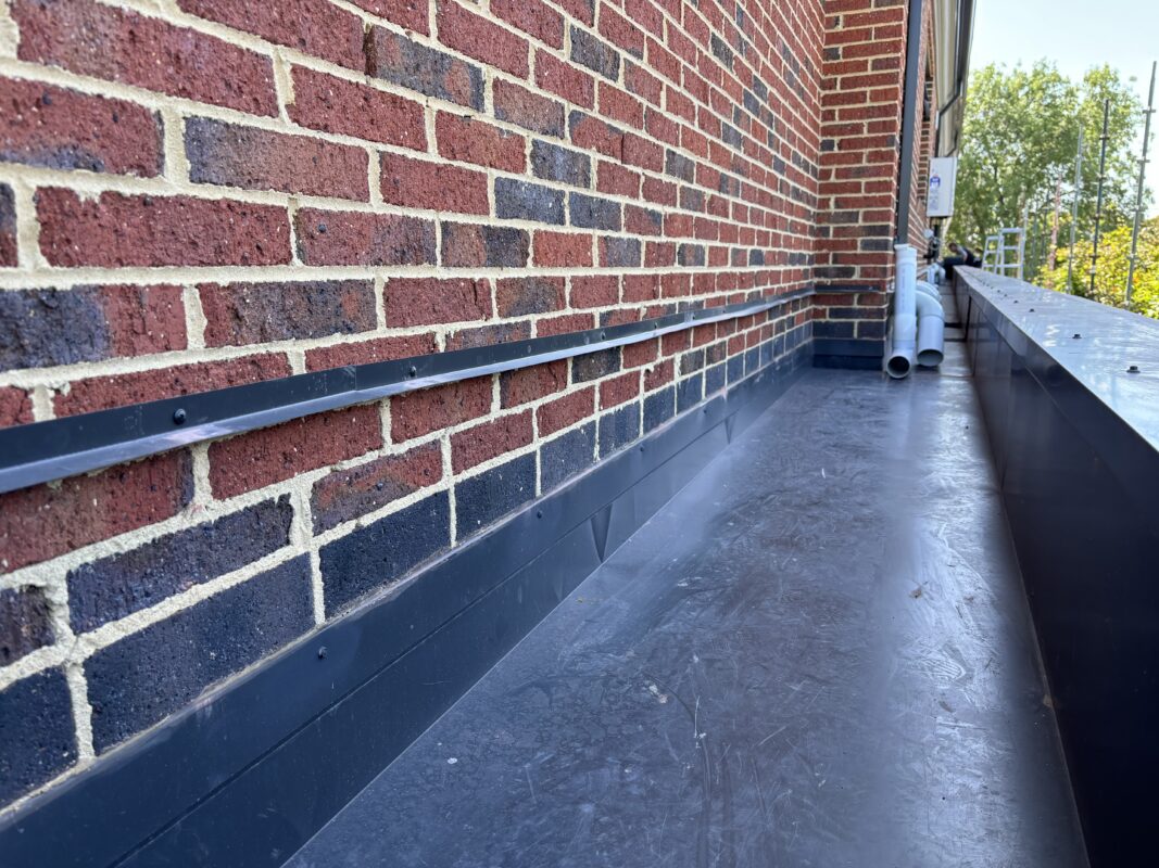 Box Gutter Fixing Ledge Trim – DIY Gutter Guard